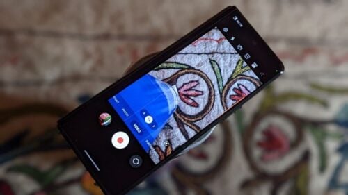 What Do the Different Icons Mean in Samsung Camera App?