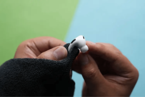 How to Easily Clean AirPods Pro?