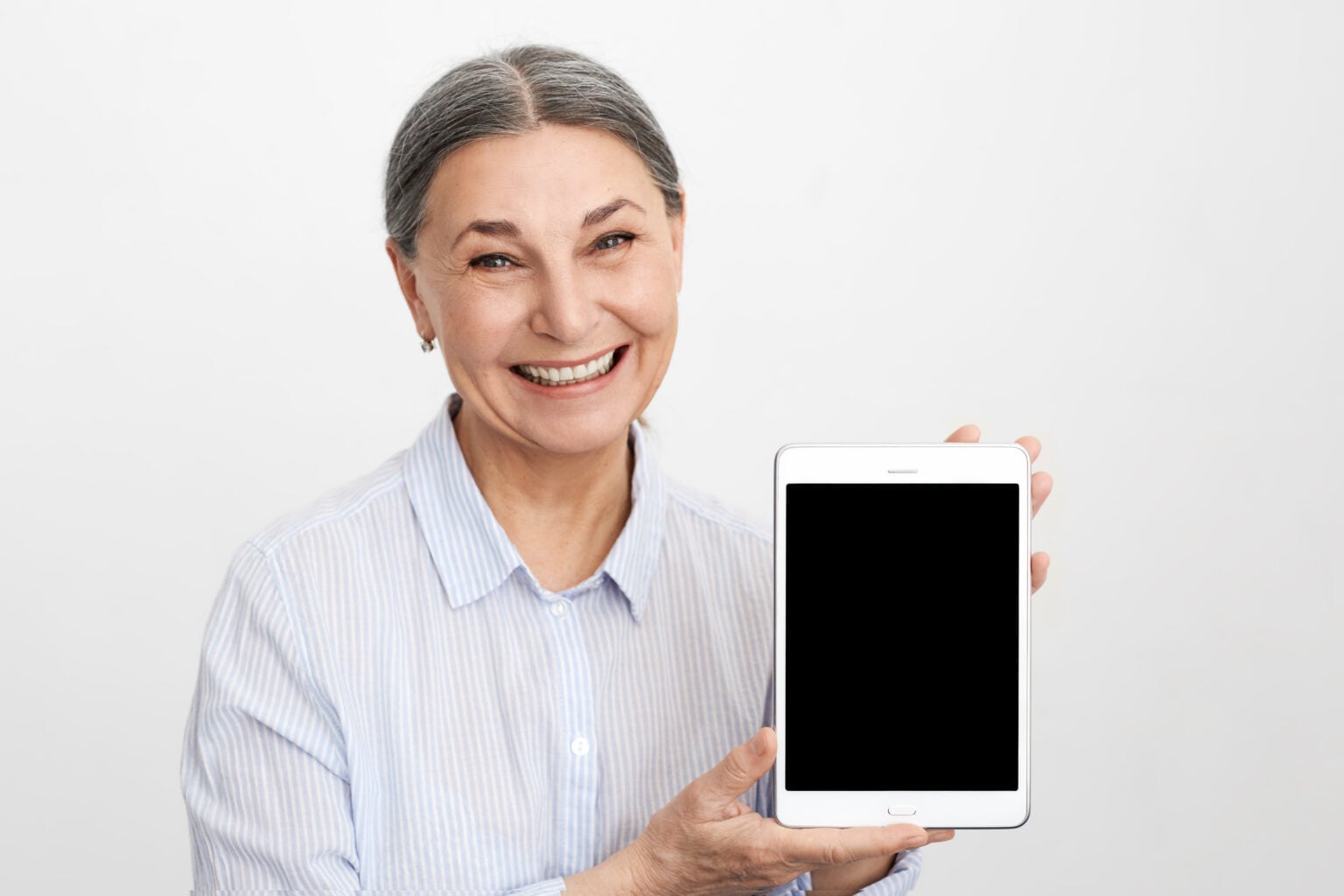 Building a Senior Safety Dashboard on a Tablet